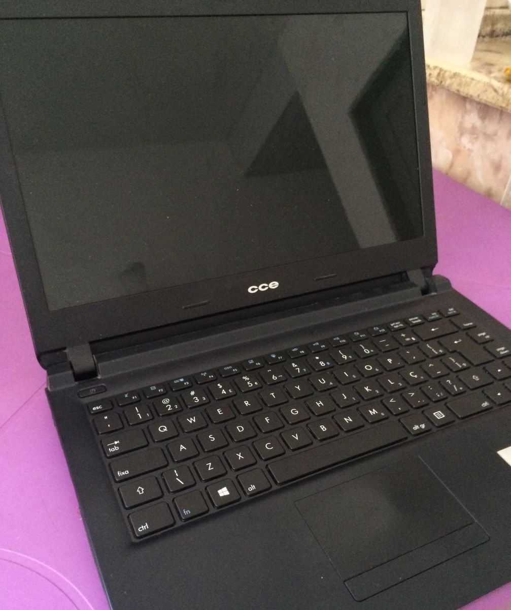 Cce Ultra Thin U25 | Computador Notebook Cce Usado 15970716 | enjoei