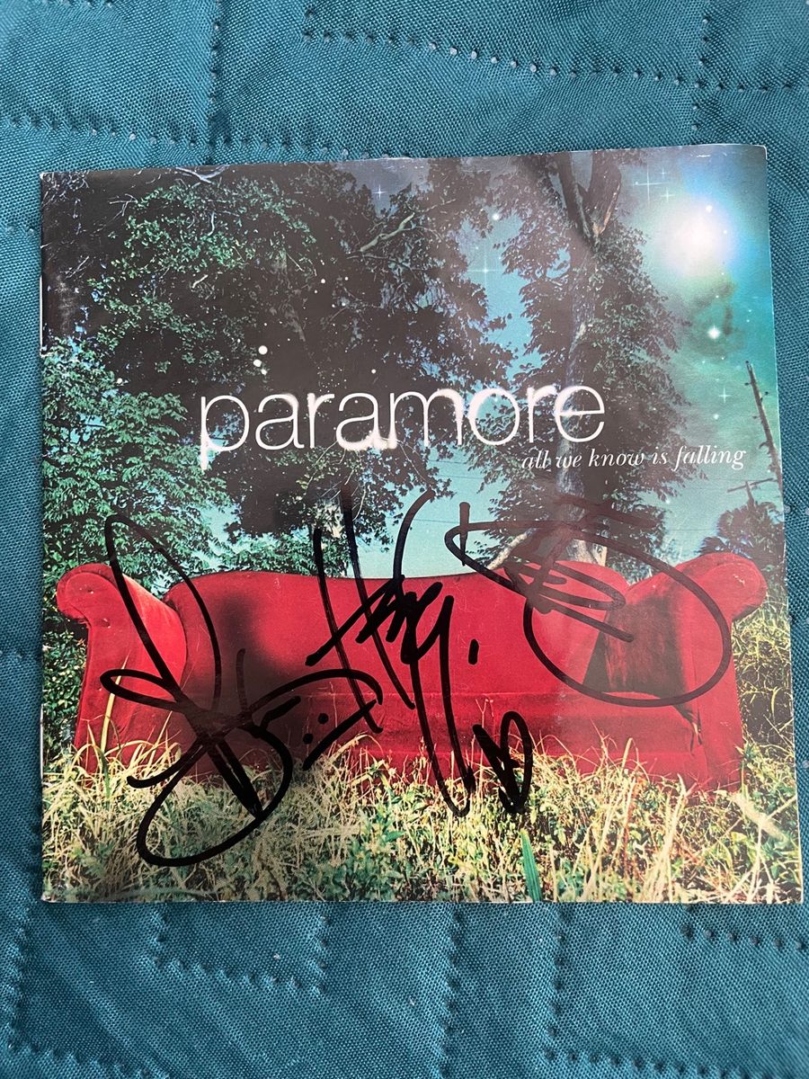 Cd All We Know Is Falling Autografado | Item de Música Paramore Nunca ...