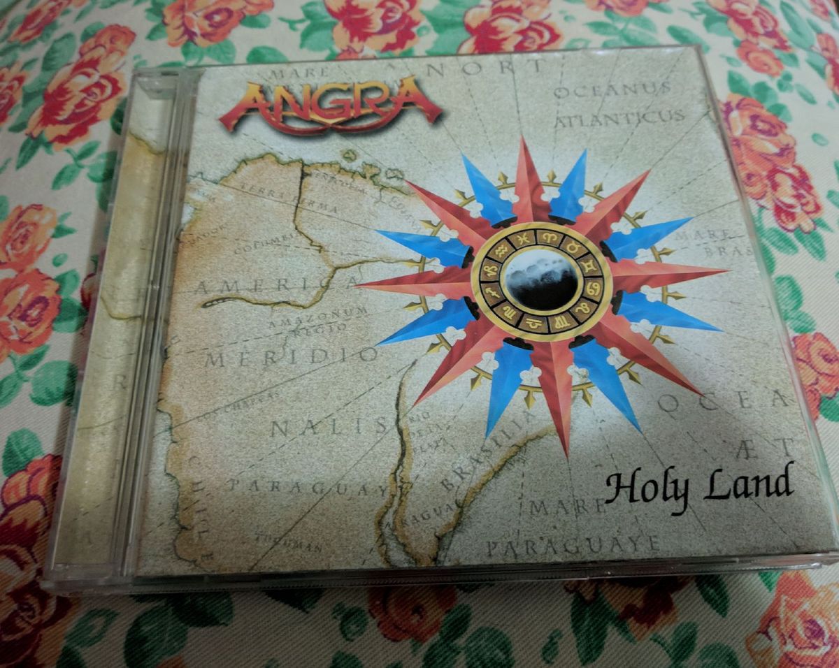 Cd Angra Holy Land | Item de Música Angra Usado 32169671 | enjoei