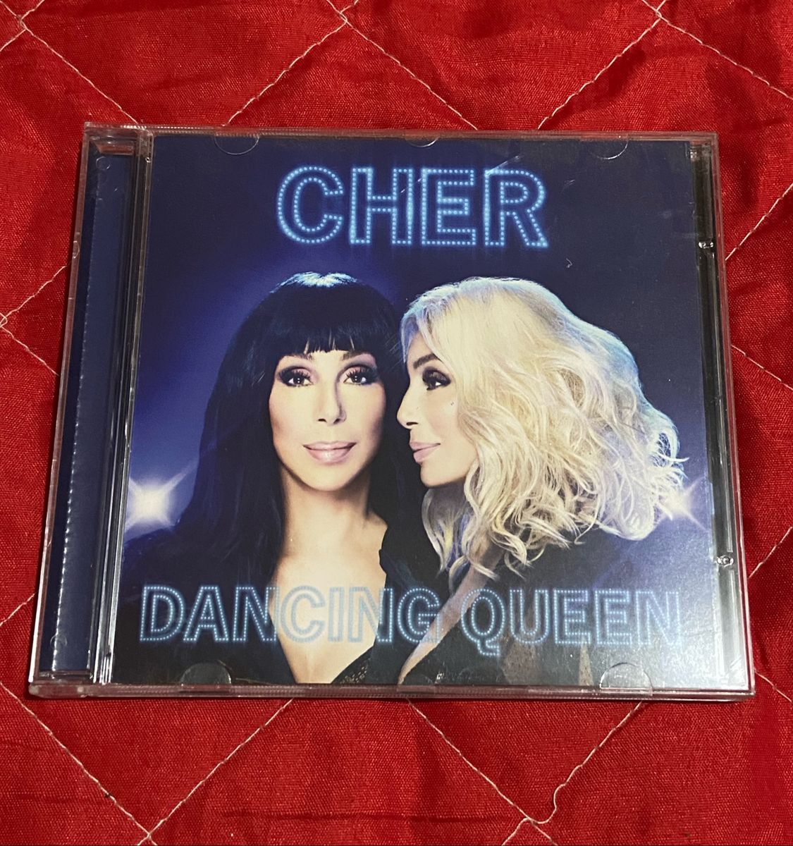 Cd Cher Dancing Queen | Item de Música Cher Usado 54207114 | enjoei