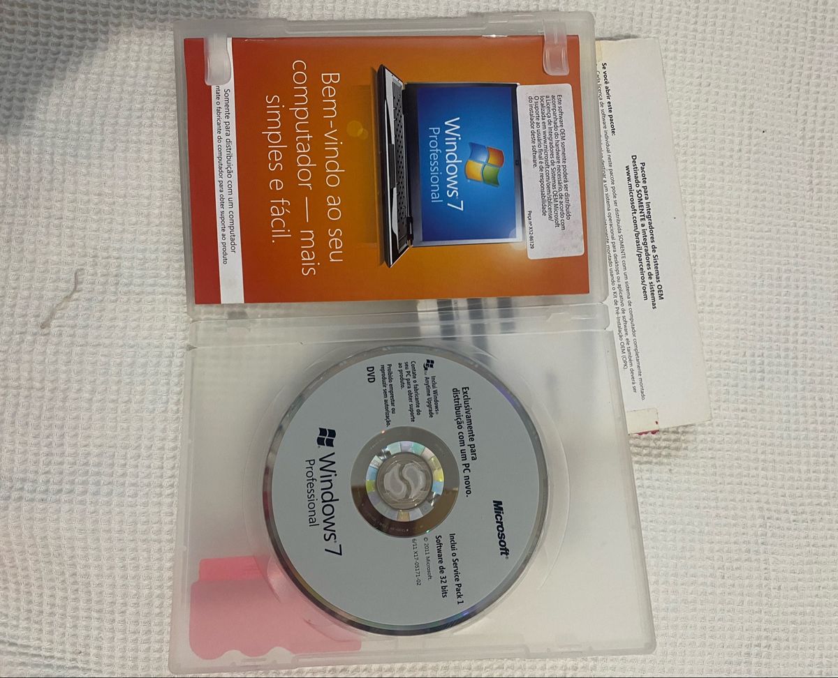 Cd de Instalação Windows 7 | Item Info & Eletro Microsoft Usado ...