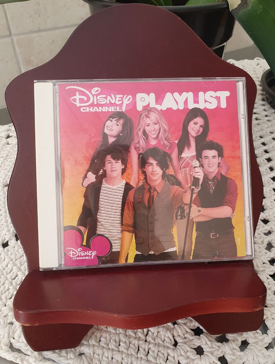 Cd Disney Channel Playlist | Item de Música Disney Usado 56562005 | enjoei