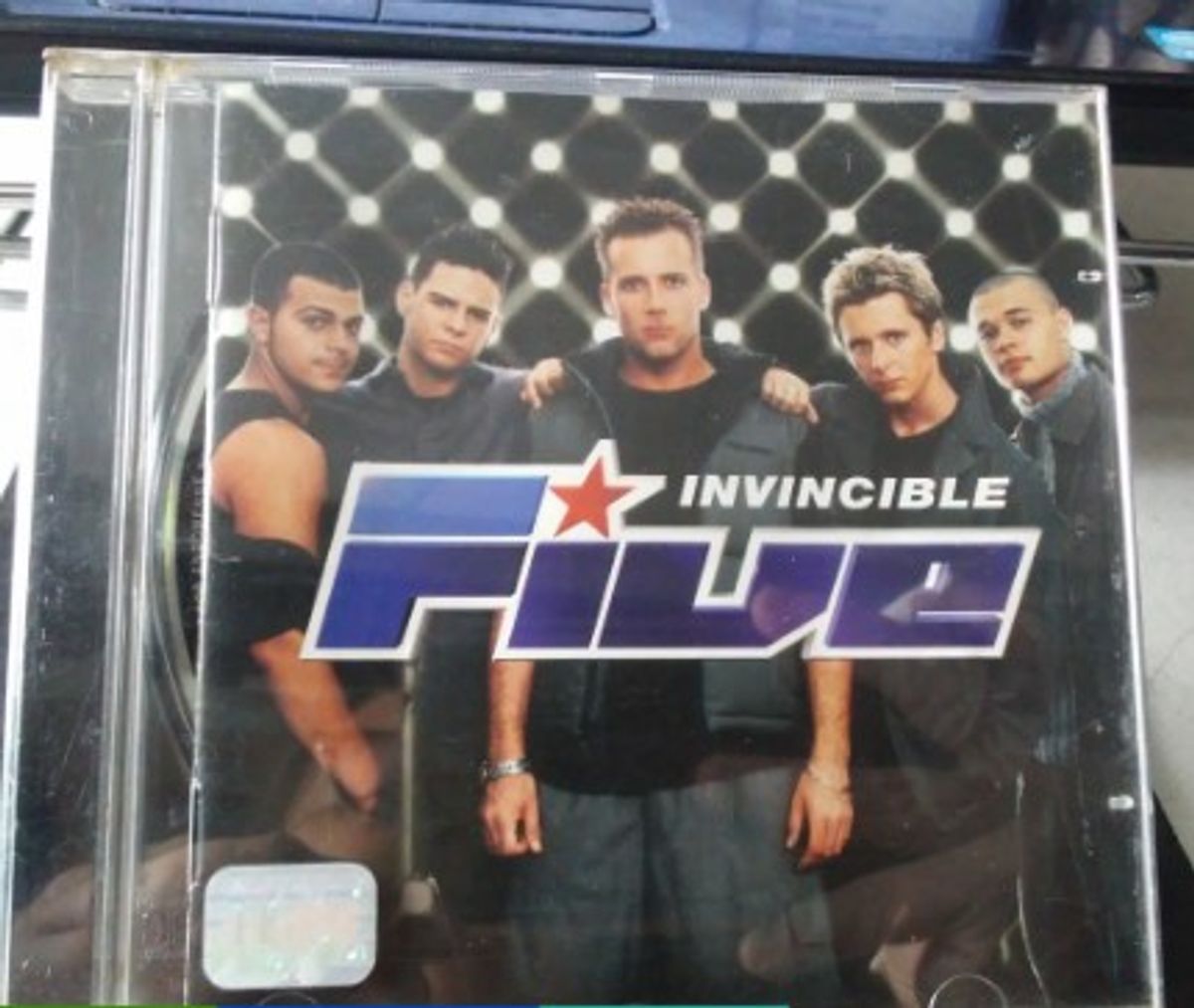 Cd Five Invincible | Item de Música Usado 77984545 | enjoei