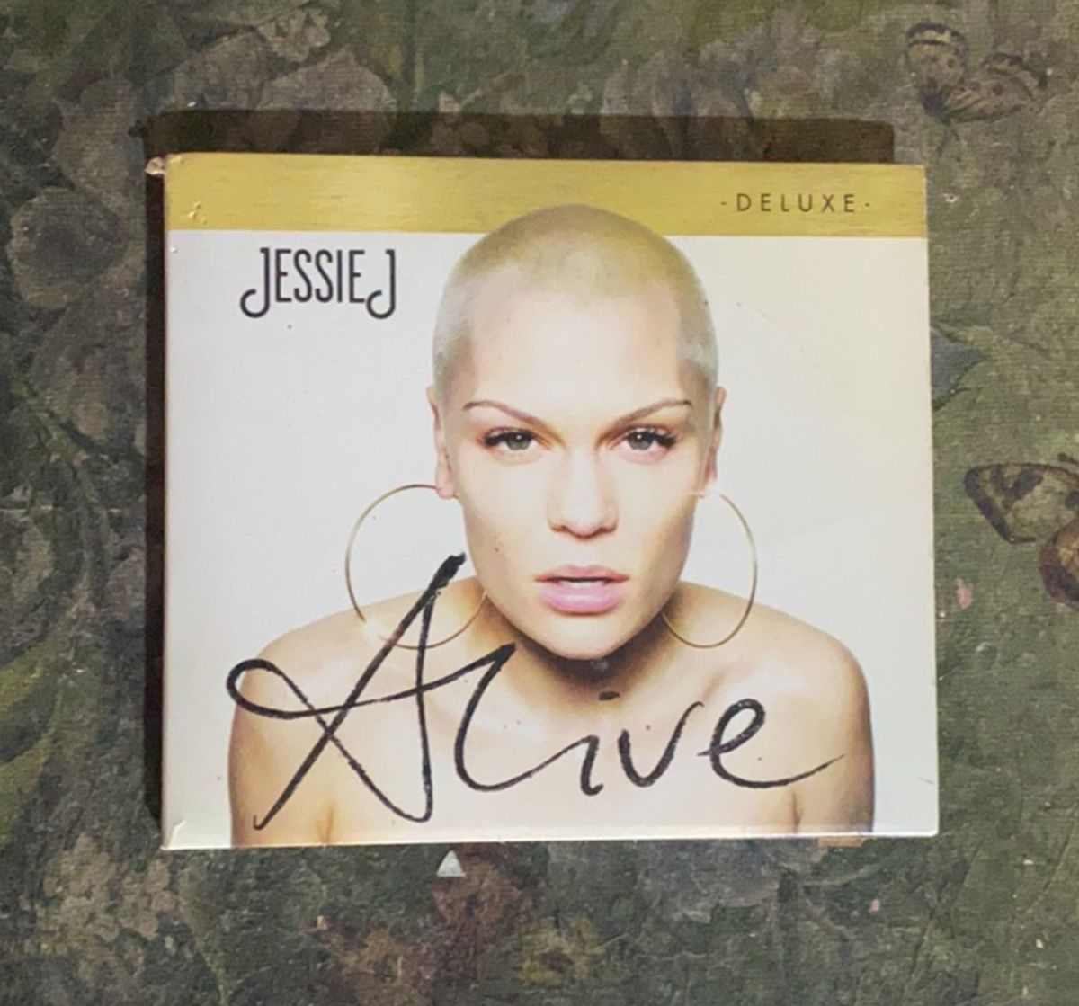 Cd Jessie J Deluxe | Item de Música Usado 51814432 | enjoei