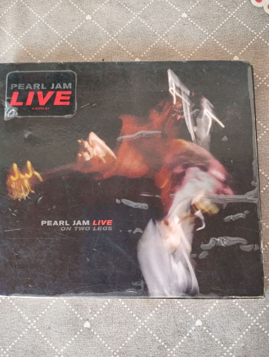 Cd Pearl Jam Live | Item de Música Live Usado 113360872 | enjoei