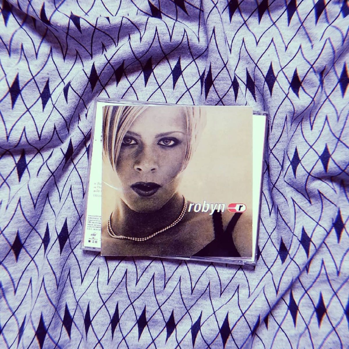 Cd Robyn (robyn Is Here) | Item de Música Usado 55970900 | enjoei