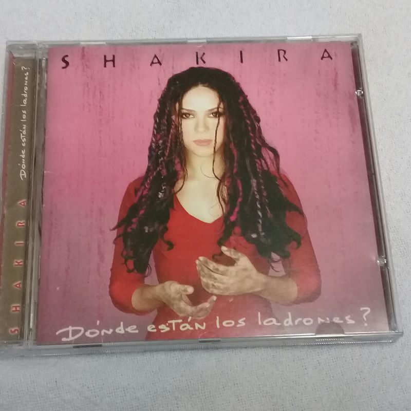 Shakira Donde Estan Los Ladrones