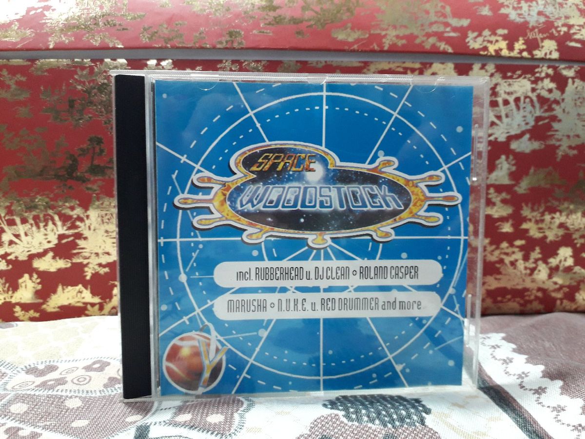 Cd Space Woodstock | Item de Música Usado 65371480 | enjoei