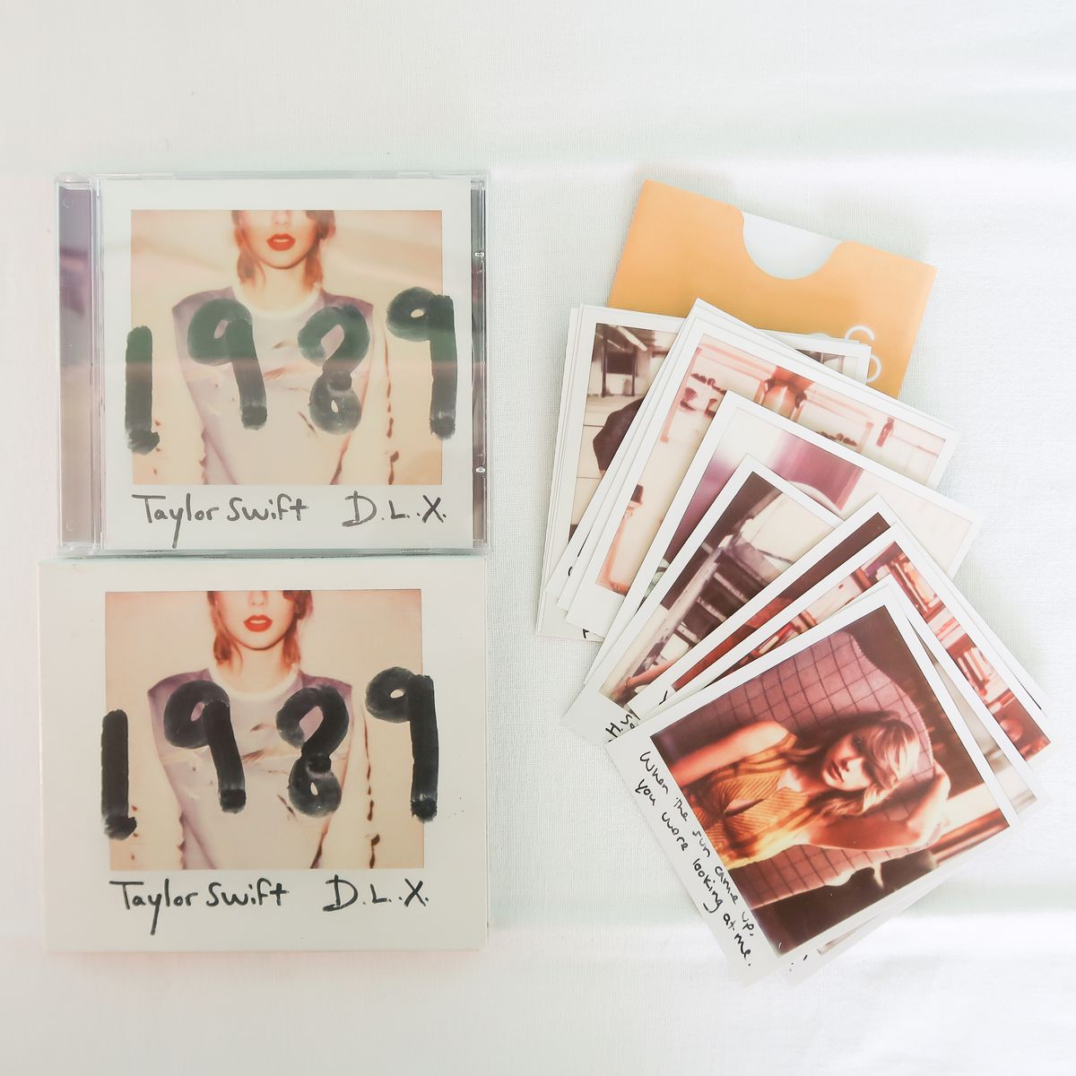 Cd Taylor Swift 1989 + Polaroids [deluxe Edition] | Item de Música ...