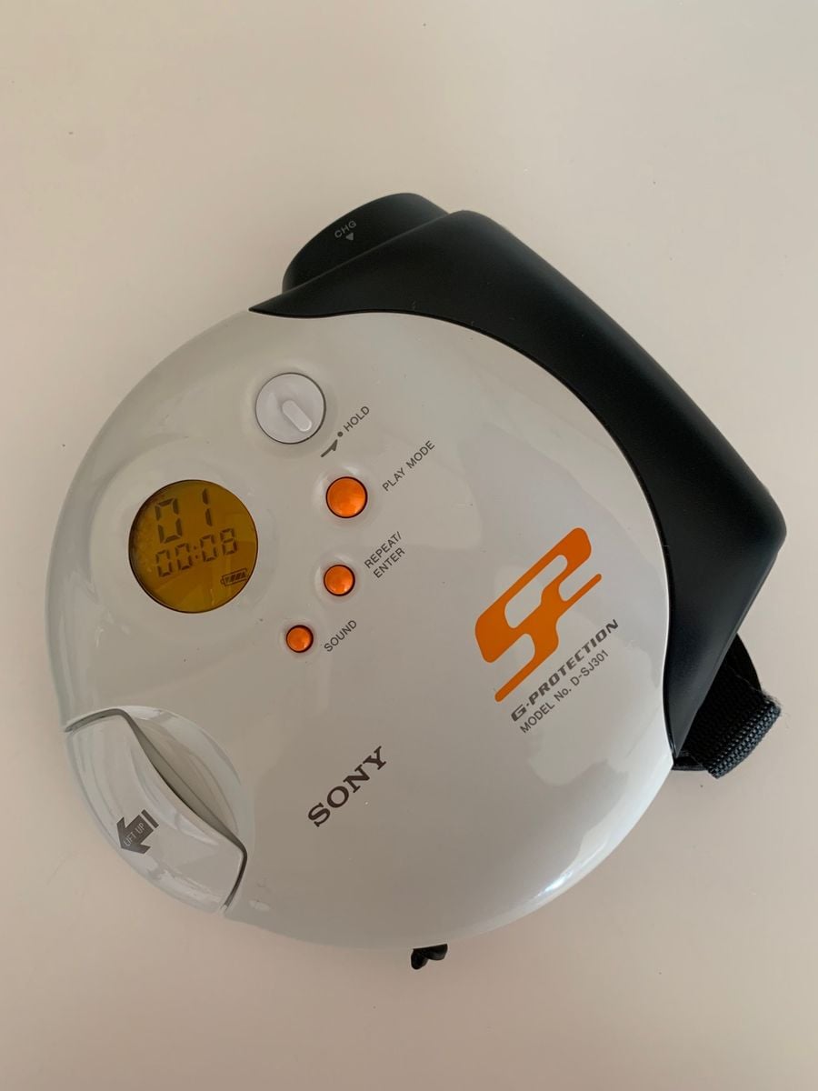 Cd Walkman S2 Sports | Item de Música Sony Usado 85173667 | enjoei