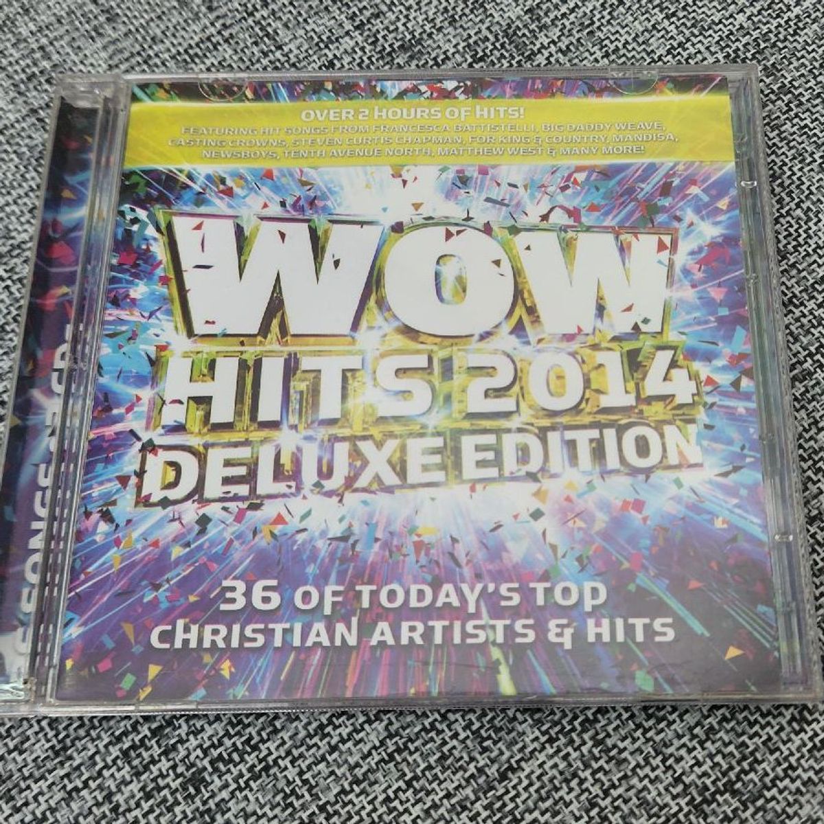 Cd Wow Hits 2014 Duplo | Item de Música Usado 106574507 | enjoei