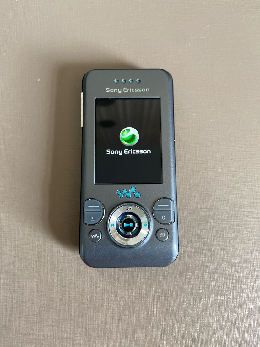 Celular Antigo Sony Ericsson W580i Walkman | Telefone Fixo Sony Usado ...
