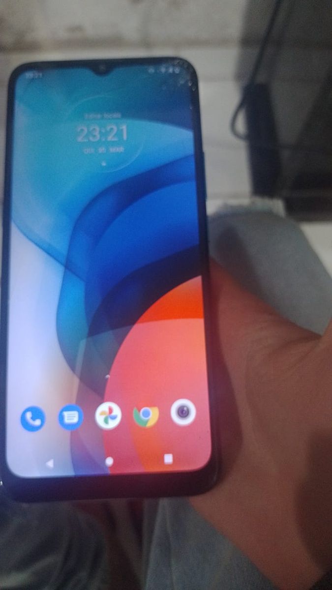 Celular Moto e 7 Trinco em Cima Mas Não Interfere Nada | Móvel p/ Casa Motorola Usado 84183465 ...