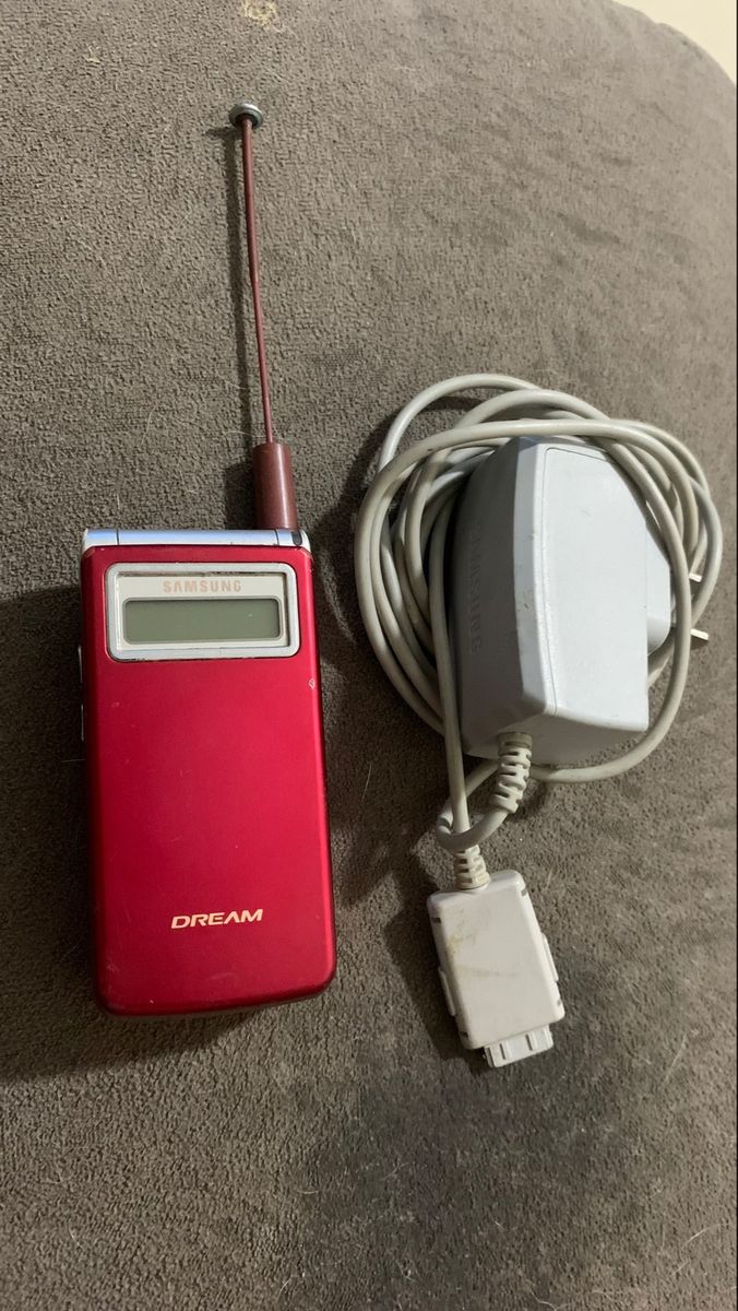 Celular Samsung Dream Cdma 2000 Vermelho | Celular Samsung Usado 86956946 | enjoei