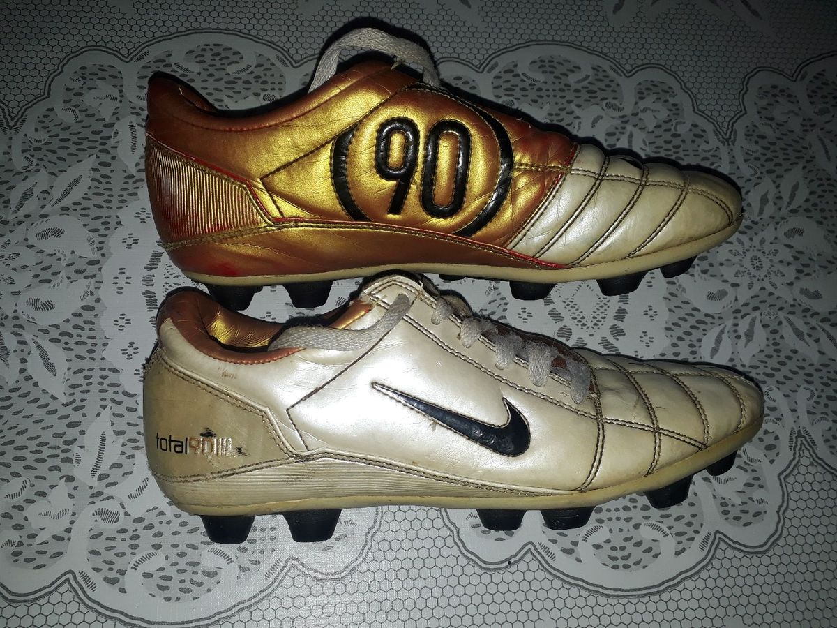 Chuteira Antiga Nike Total 90 | Roupa Esportiva Masculino Nike Usado ...