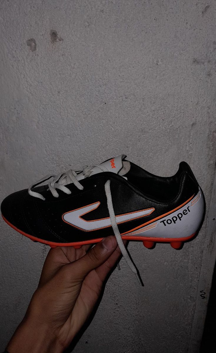 Chuteira Topper de Campo | Roupa Esportiva Masculino Topper Nunca Usado 86997201 | enjoei