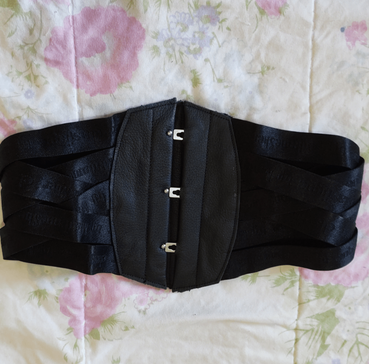 Cincher Madame Sher | Cinto Feminino Madame Sher Usado 87236357 | enjoei