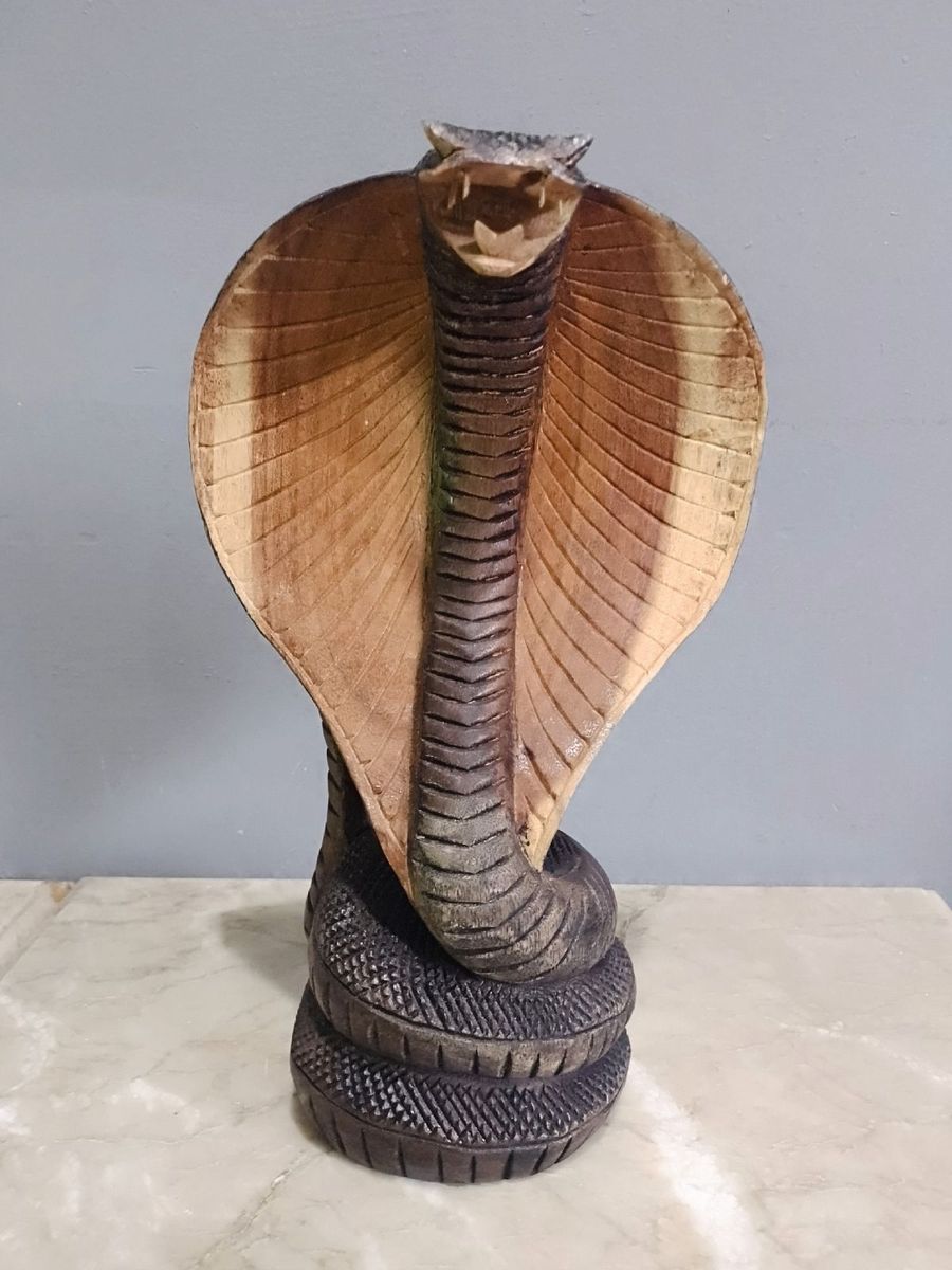 Cobra Naja Indiana Esculpida Na Madeira | Móvel de Antiquário Usado ...