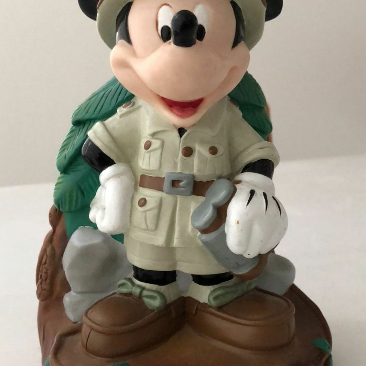 Cofre Plástico Disneys Parks Cofre Plástico Disneys Parks Mickey Safari ...