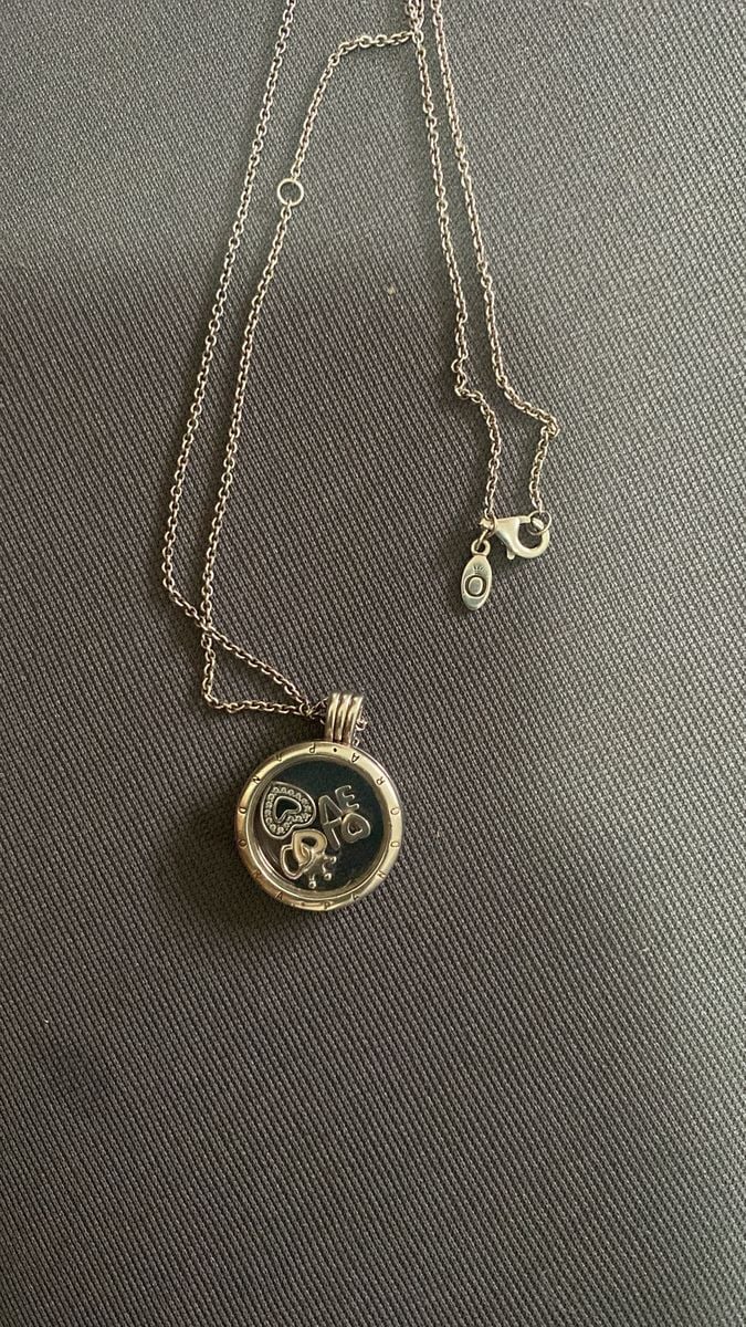 Colar Locket Pandora | Jóia Feminina Pandora Usado 104951819 | enjoei