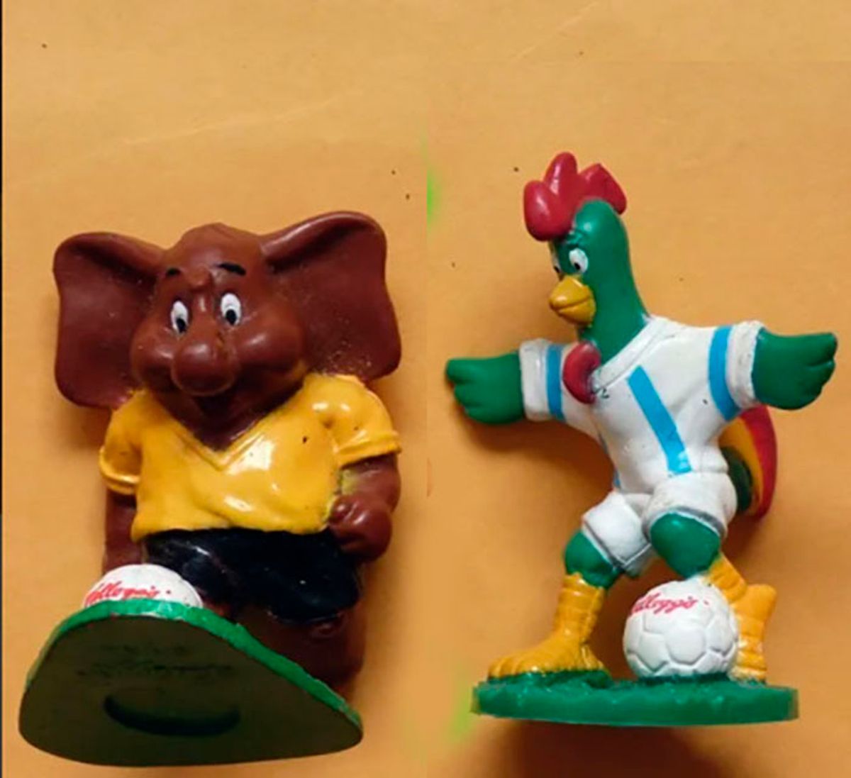 Coleção 2 Bonecos Copa do Mundo Melvin + Cornelius Miniaturas Futebol ...