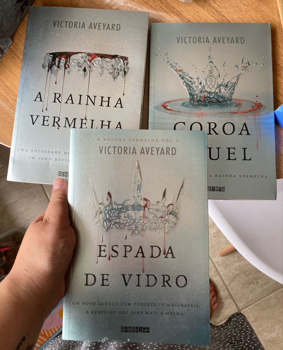 Coleção A Rainha Vermelha Coroa Cruel 3 Livros Da Foto Livro