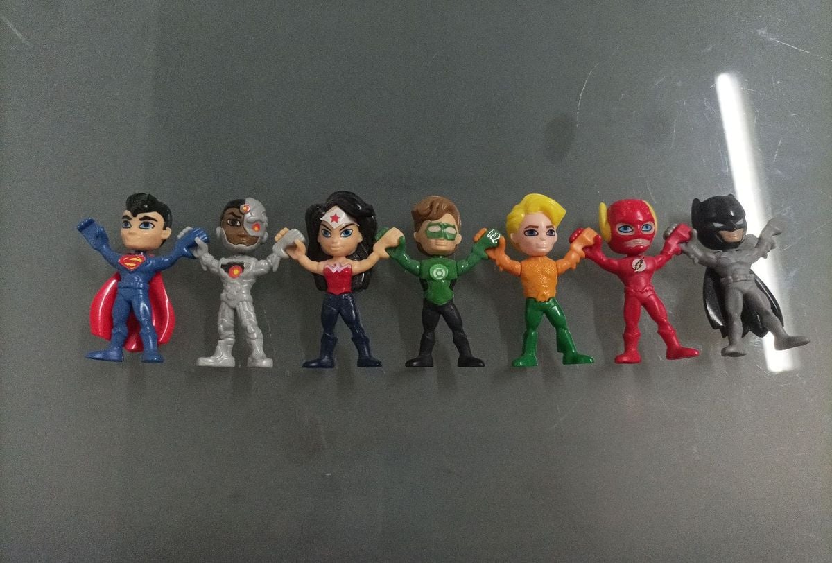 Personagens Dc, Coleção Kinder Ovo | Brinquedo Kinder Ovo Usado ...