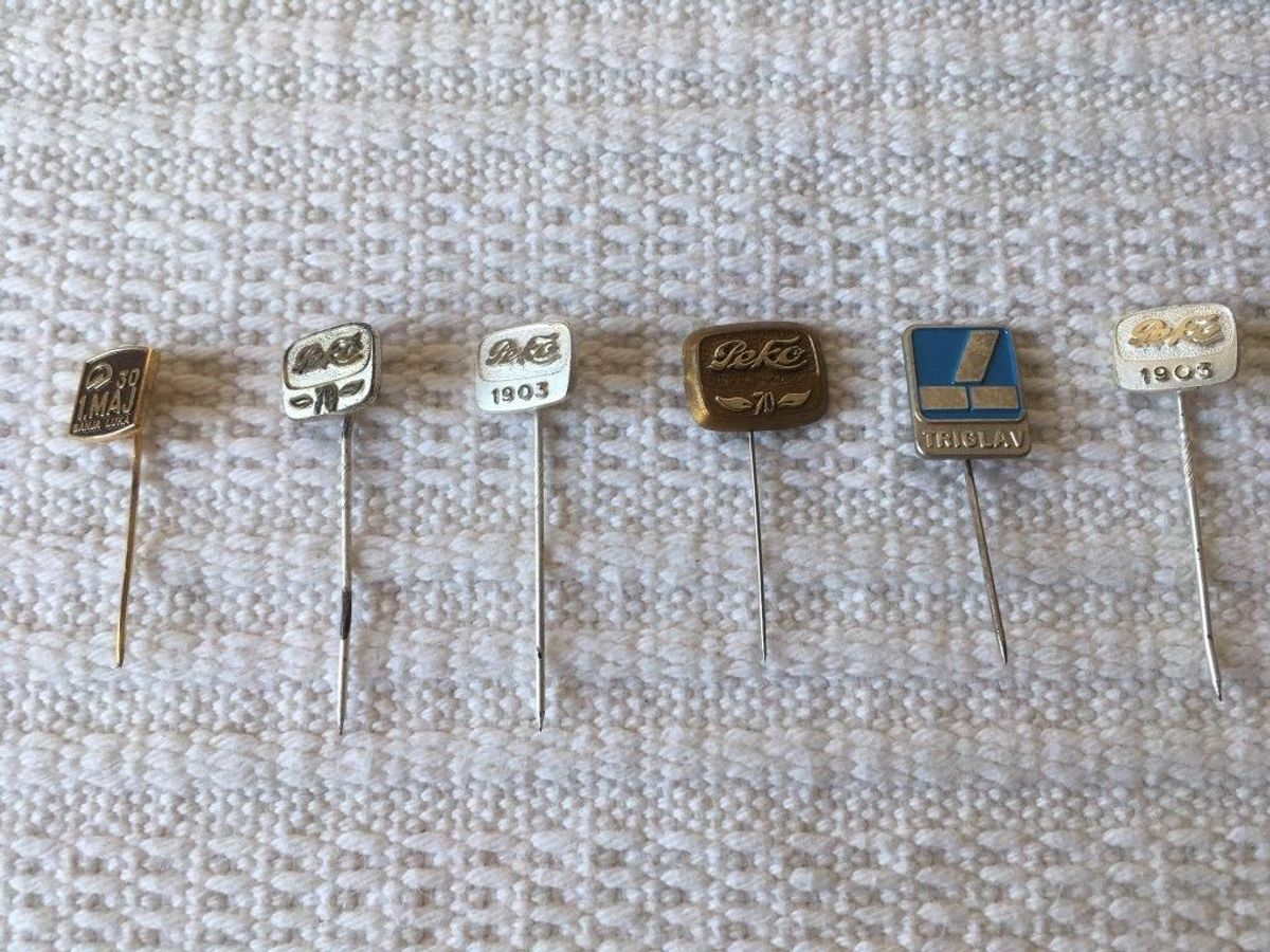 Coleção com 6 Pins Jubilares Antigos | Produto Vintage e Retro Usado ...