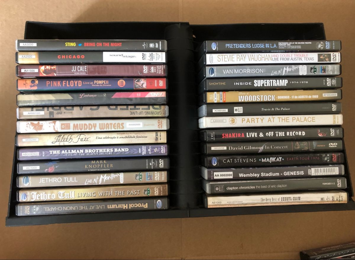 Coleção de Dvds 90% Originais É Rock Bebê | Item de Música Clássicos Do ...