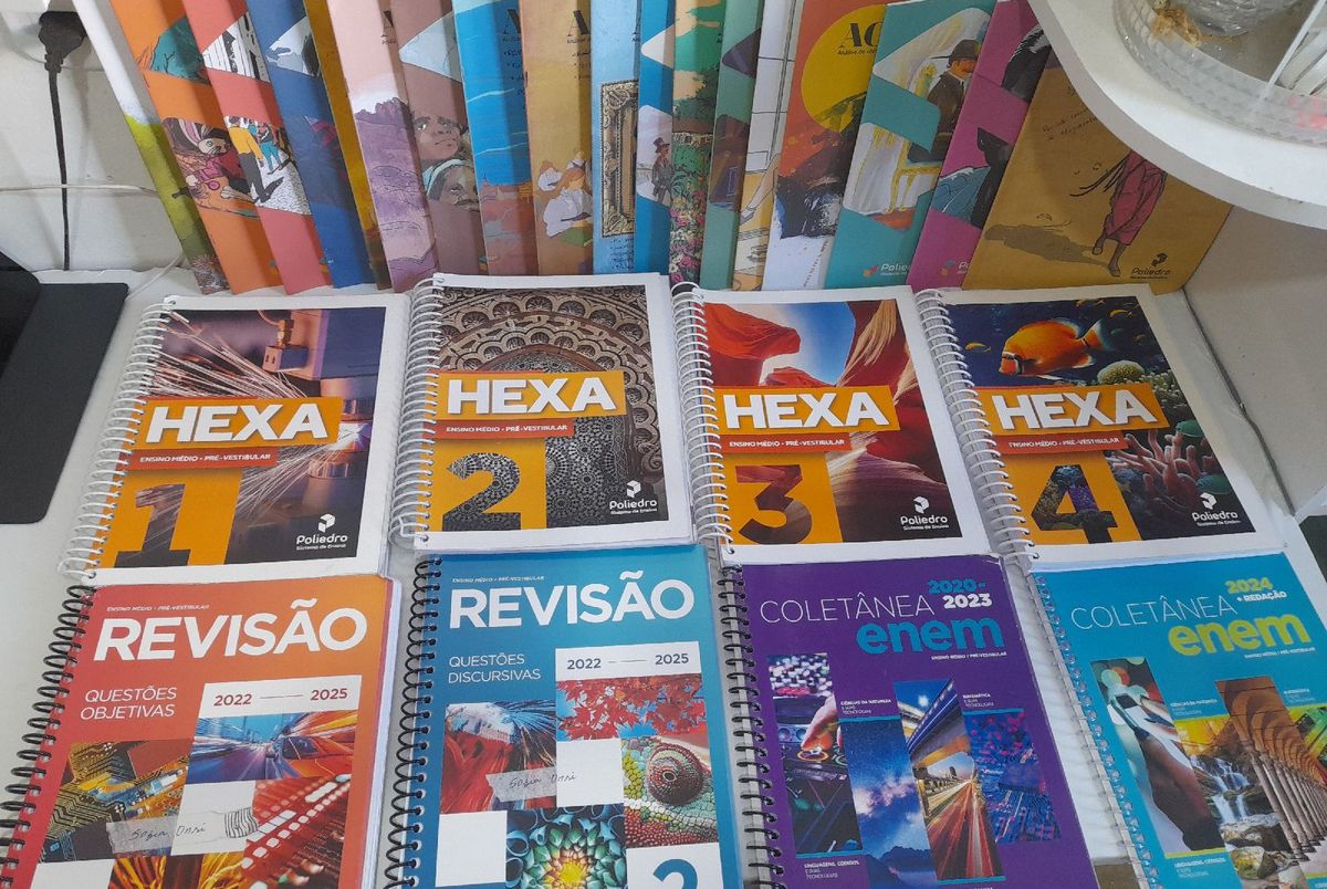 Coleção Livros/apostilas Pré-vestibular Poliedro Completa + Análise ...