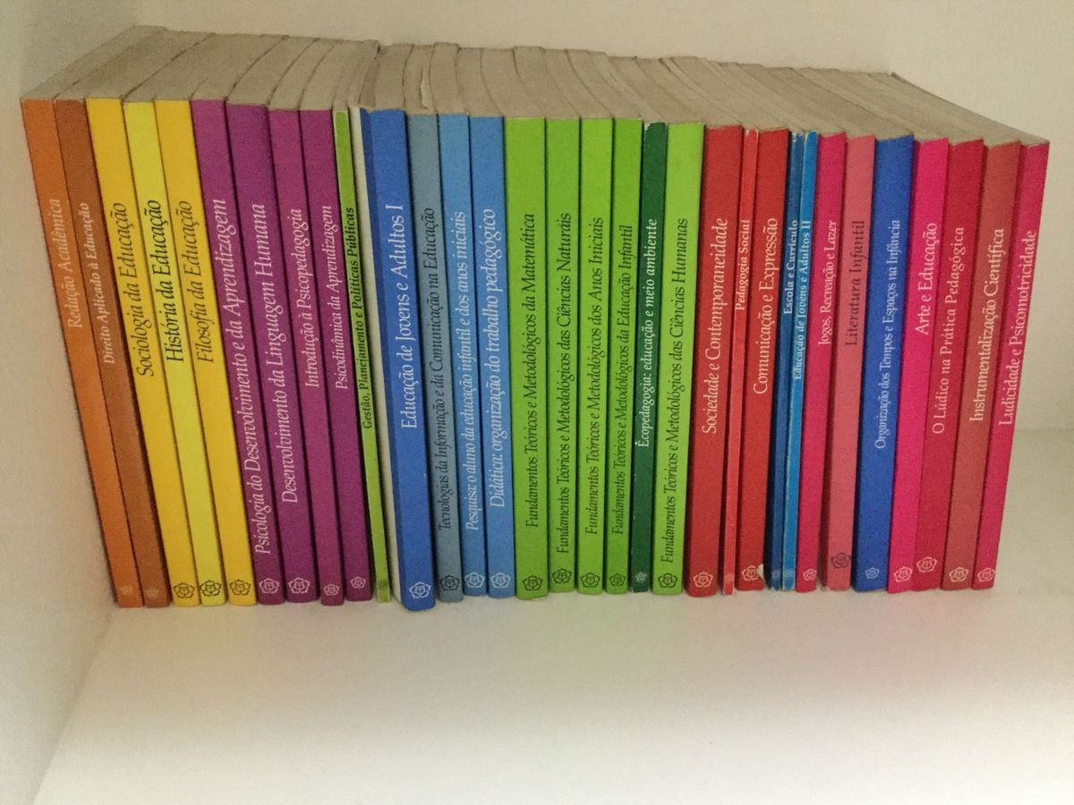 Coletânea de Livros de Pedagogia | Livro Usado 19996990 | enjoei