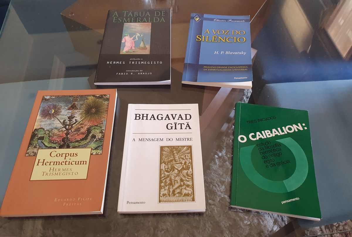 Coletânea de Livros- Esoterismo | Livro Usado 76527630 | enjoei