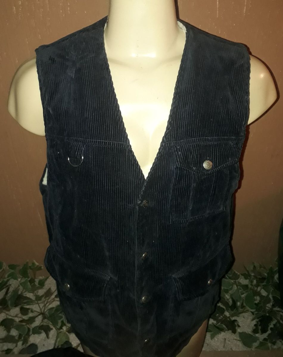 Colete Antigo em Veludo Apeluciado | Produto Vintage e Retro Vintage ...