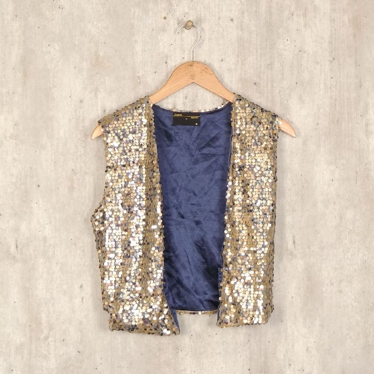 Colete Azul com Paetês | Colete Feminino Dzarm Usado 43163442 | enjoei