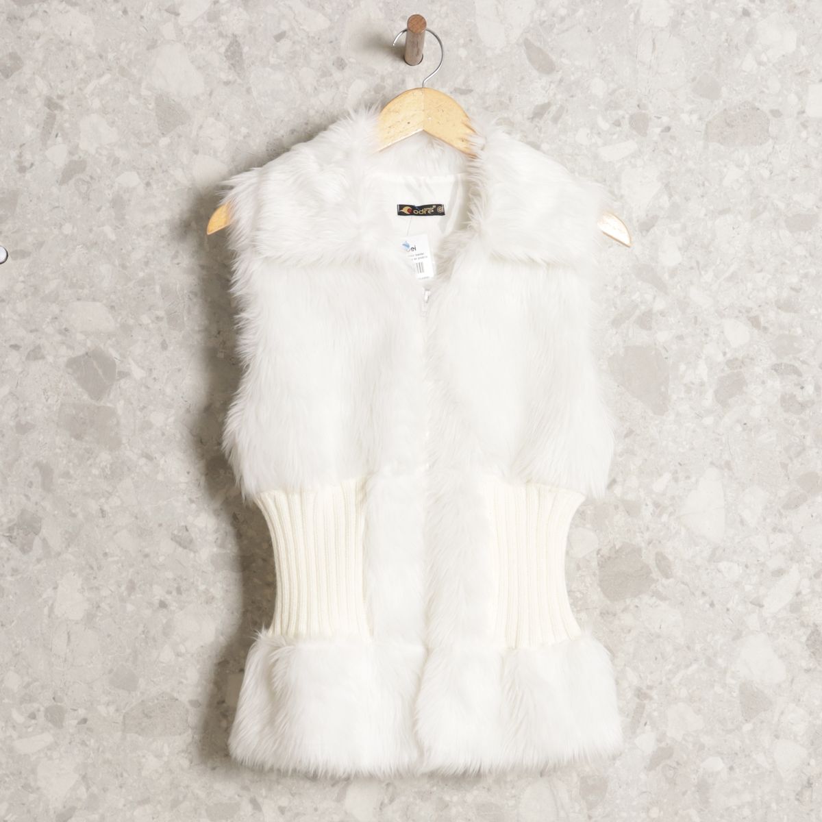 Colete Off White Odre Collection | Colete Feminino Odre Collection ...