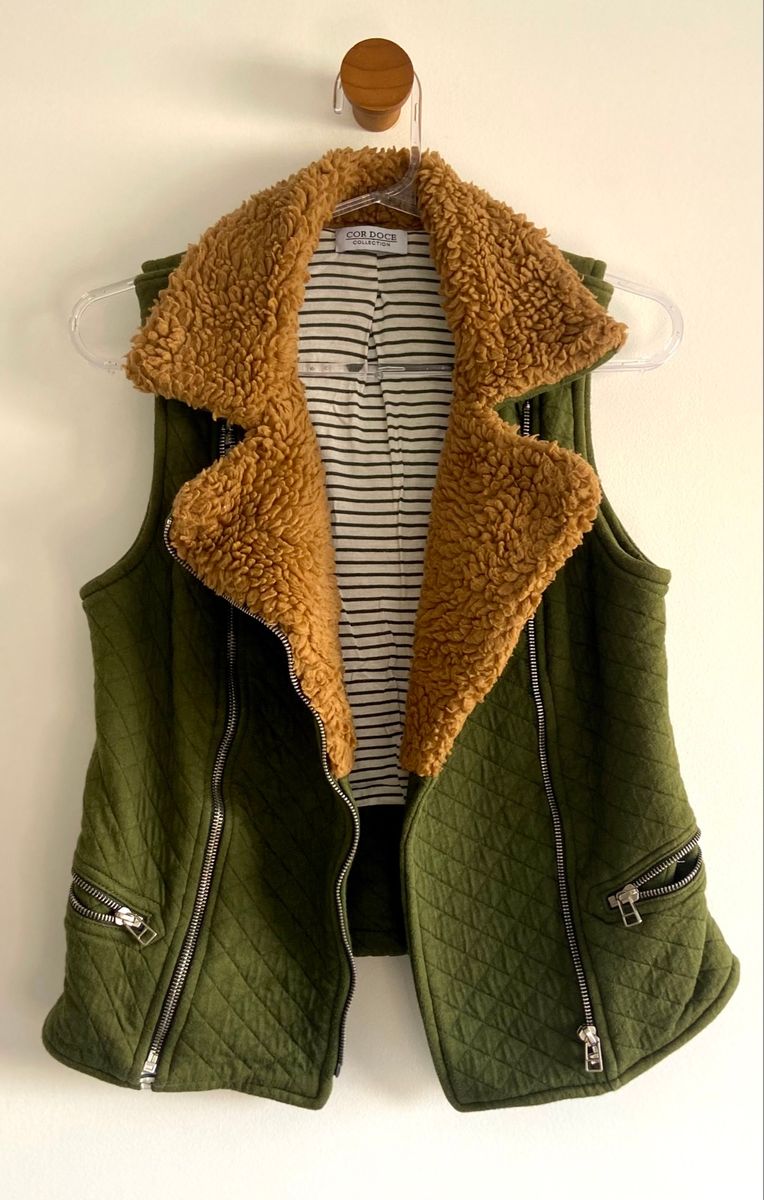 Colete Verde Musgo, com Pelos, Cor Doce Collection | Colete Feminino ...