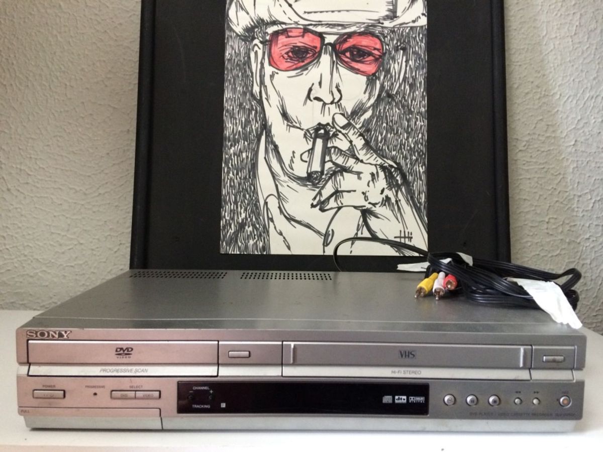 Combo Vhs+dvd | TV e Display Sony Usado 19575336 | enjoei