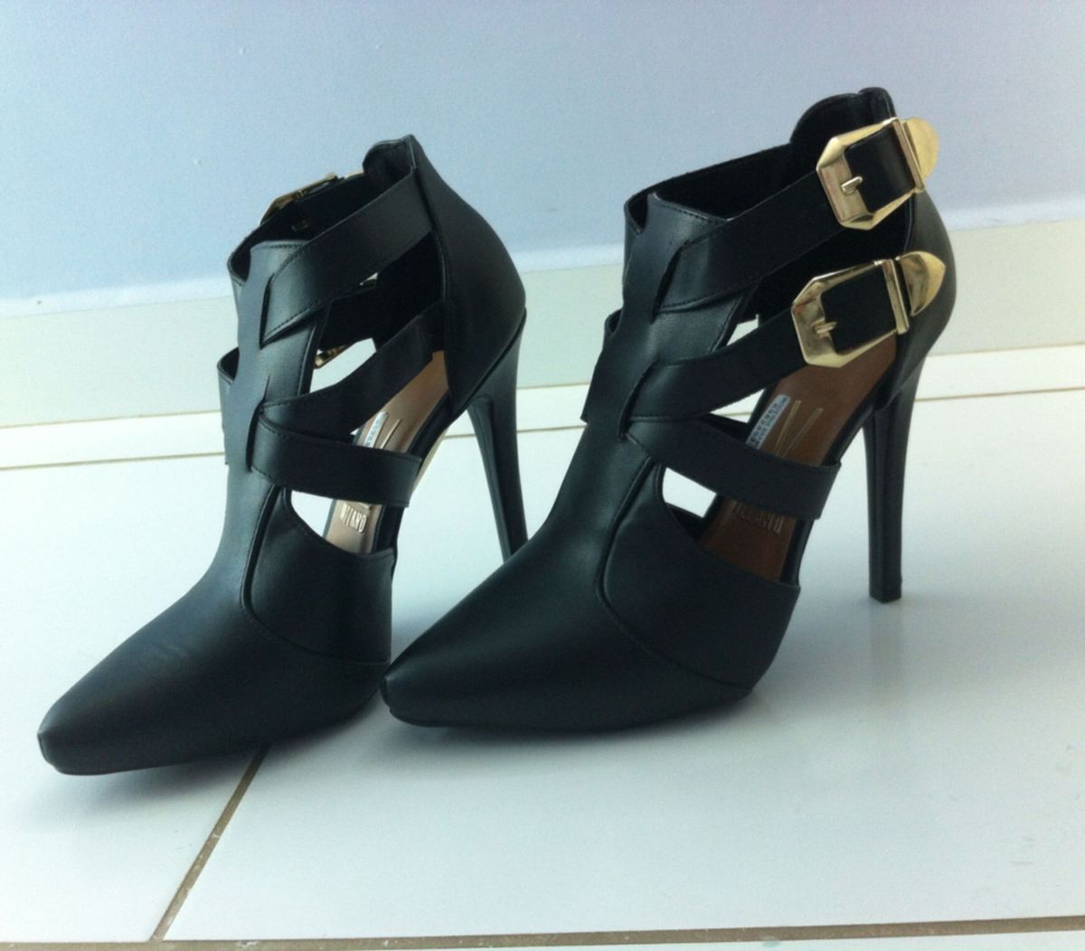 Como Uma Deusa | Sapato Feminino Vizzano Nunca Usado 1484643 | enjoei