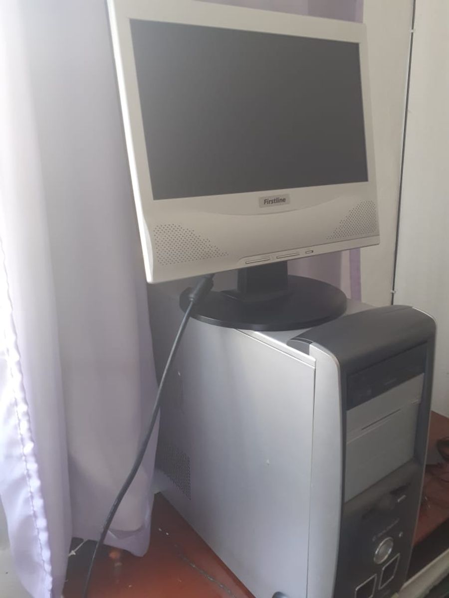 Computador Pc com Monitor de 15" | Eletrodoméstico Gigabyte Usado ...