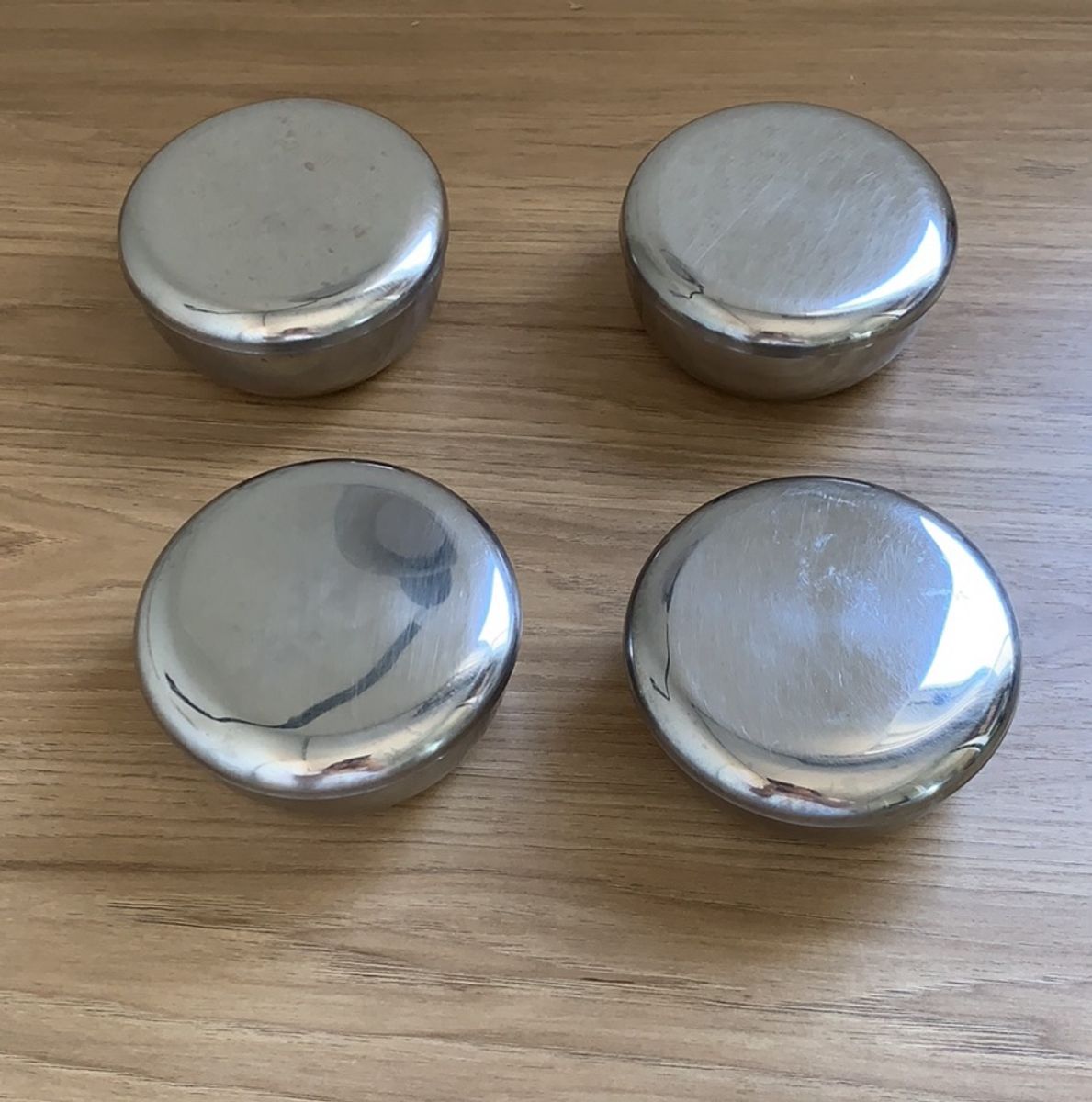 Conjunto 4 Potes de Alumínio com Tampa | Móvel de Cozinha Usado ...