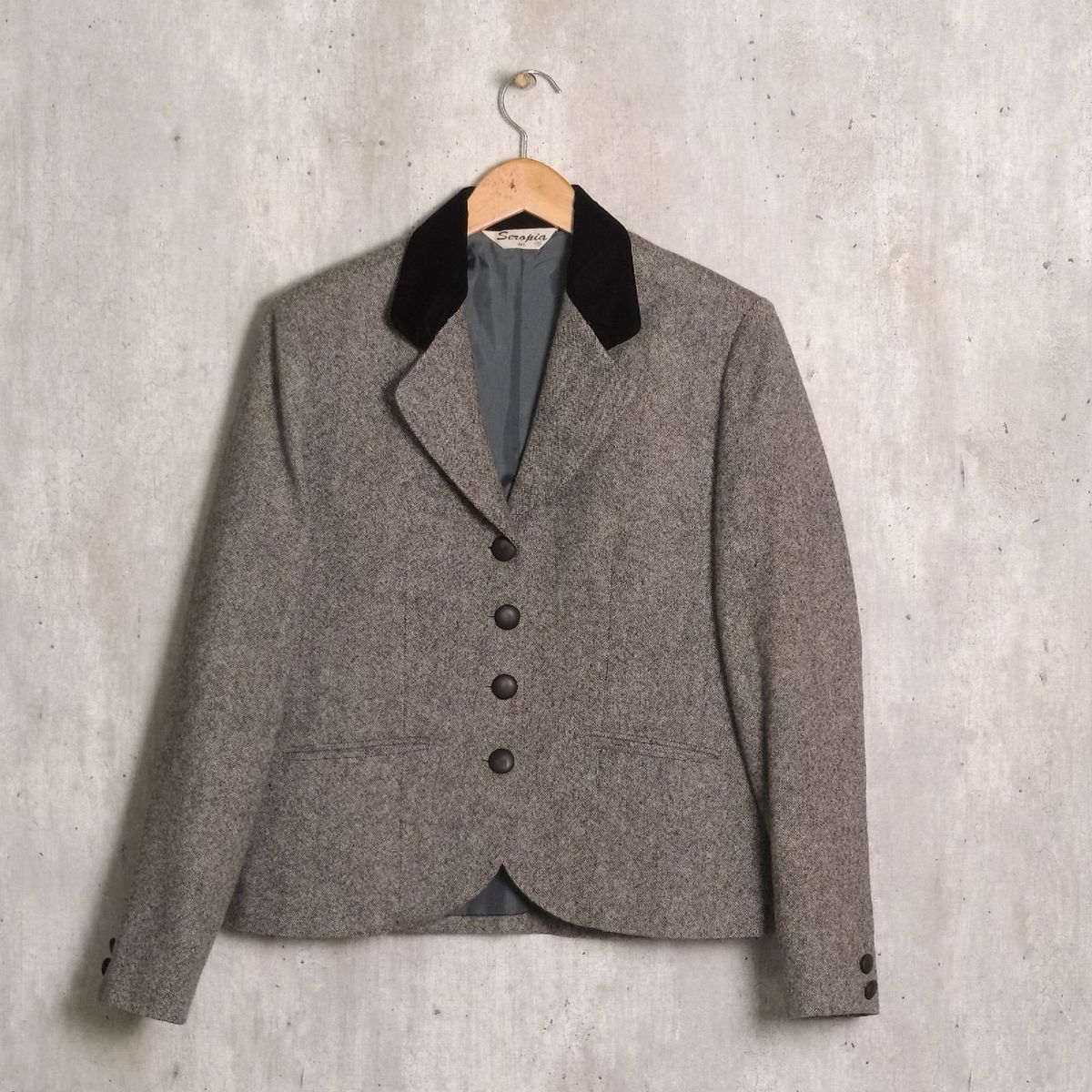 Conjunto Cinza Alfaiataria Seropia | Saia Feminina Seropia Usado ...