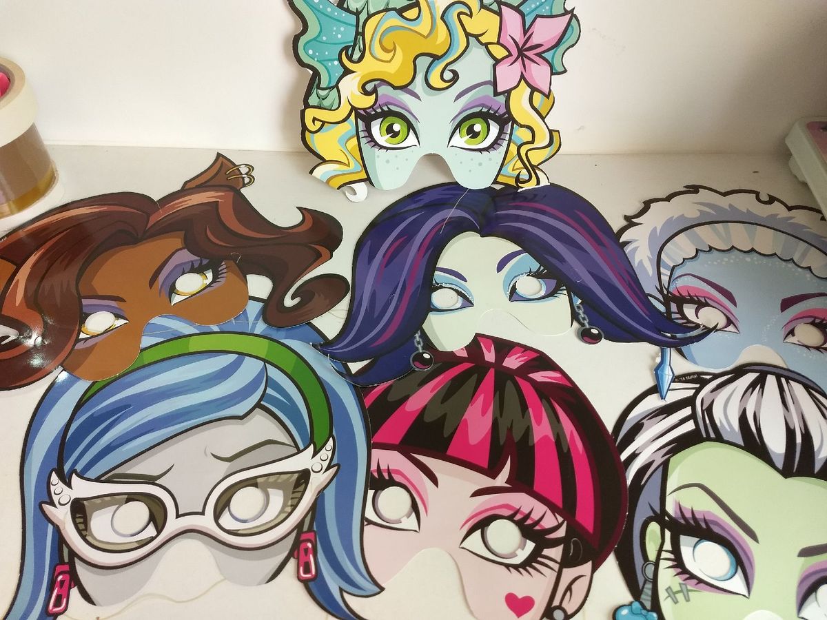 Conjunto de 7 Máscaras Monster High. | Item Infantil Usado 50361582 ...