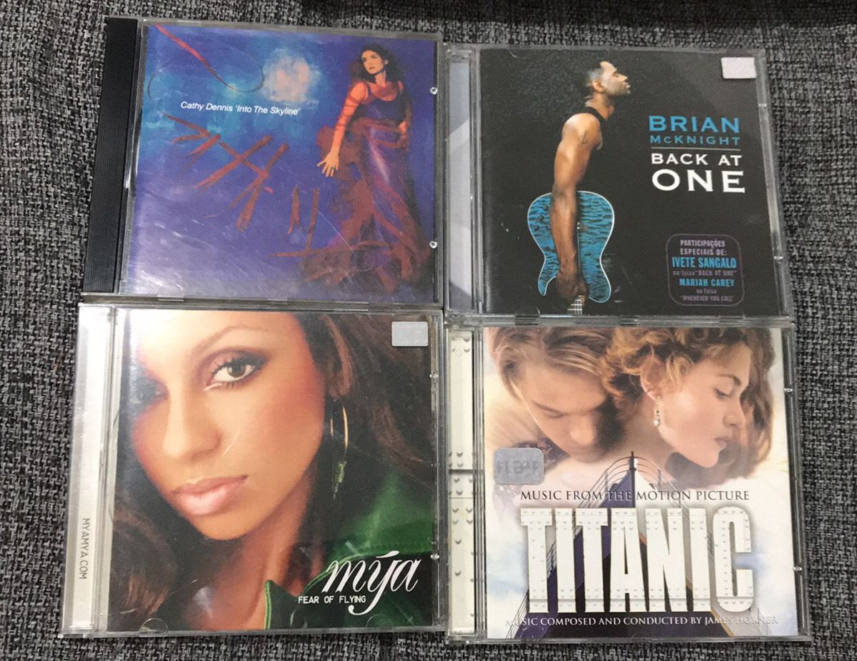 Conjunto de Cds Pop Rock | Item de Música Usado 50719816 | enjoei