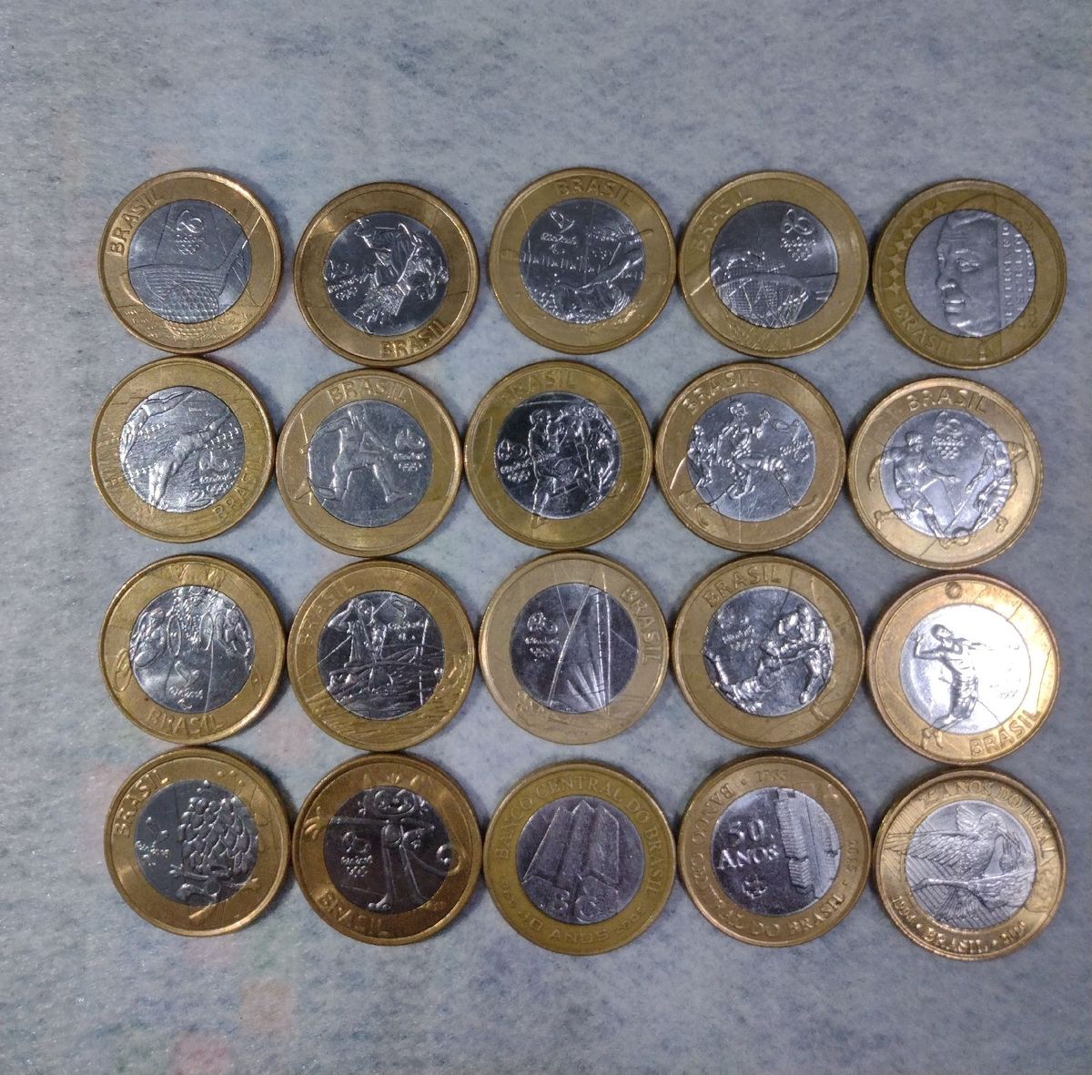 Conjunto de Moedas Comemorativas de 1 Real. | Produto Vintage e Retro ...