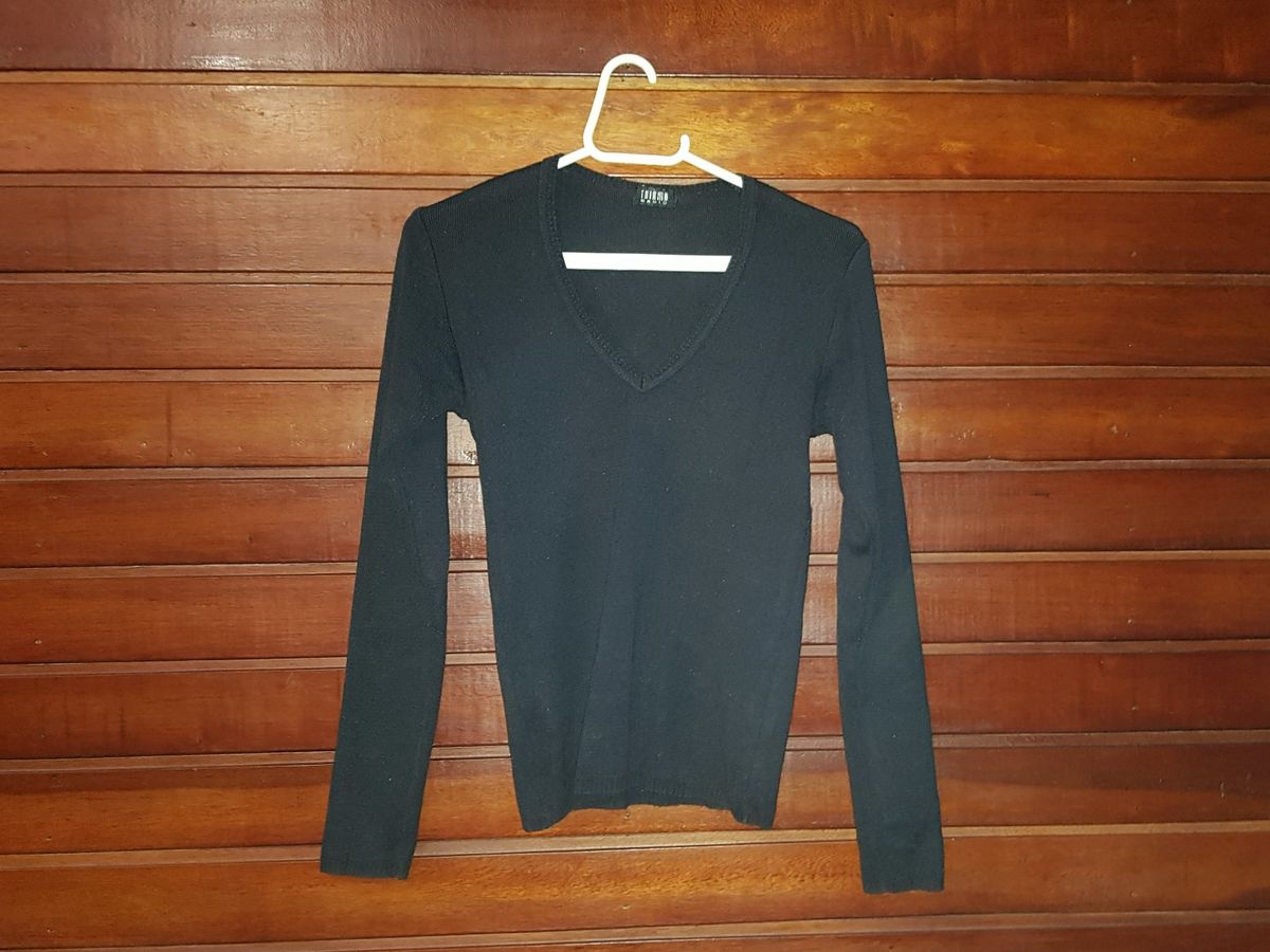 Conjunto de Suéteres Preto e Branco | Casaco Feminino Thiamo Usado ...