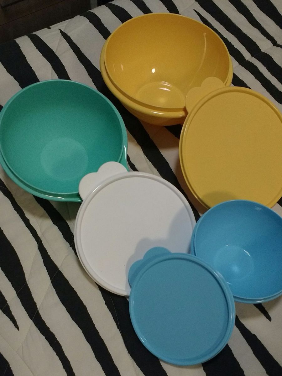 Conjunto de Tres Potes Tupperware de 300 500 e 700 Ml Cada | Móvel de ...