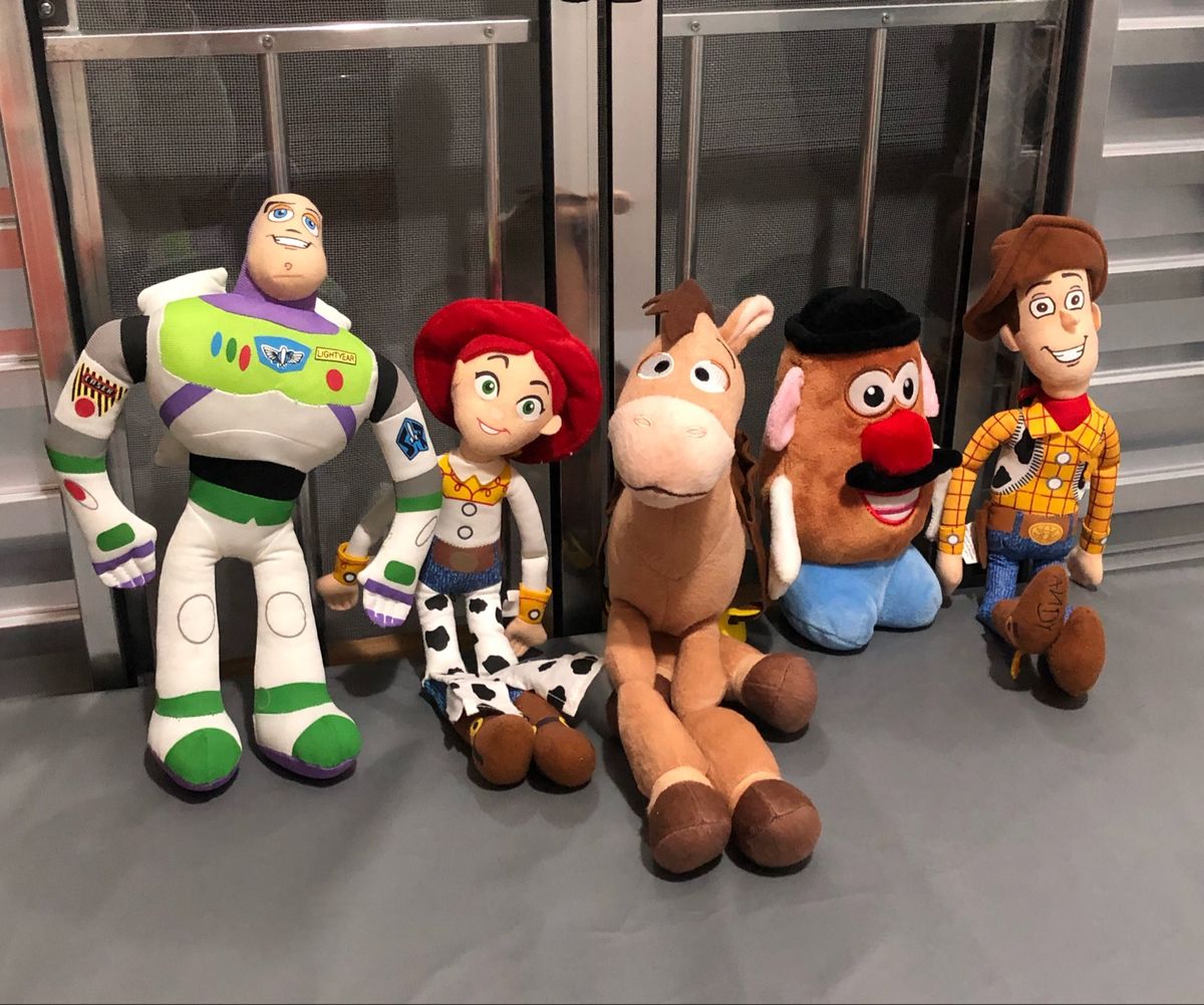 Conjunto Personagens Toy Story, Hudy , Buzz , Bala No Alvo , Barata e ...
