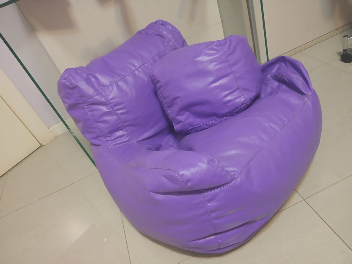 Conjunto Roxo: Puff em Formato de Cadeira para Sentar + Puff de Apoio ...