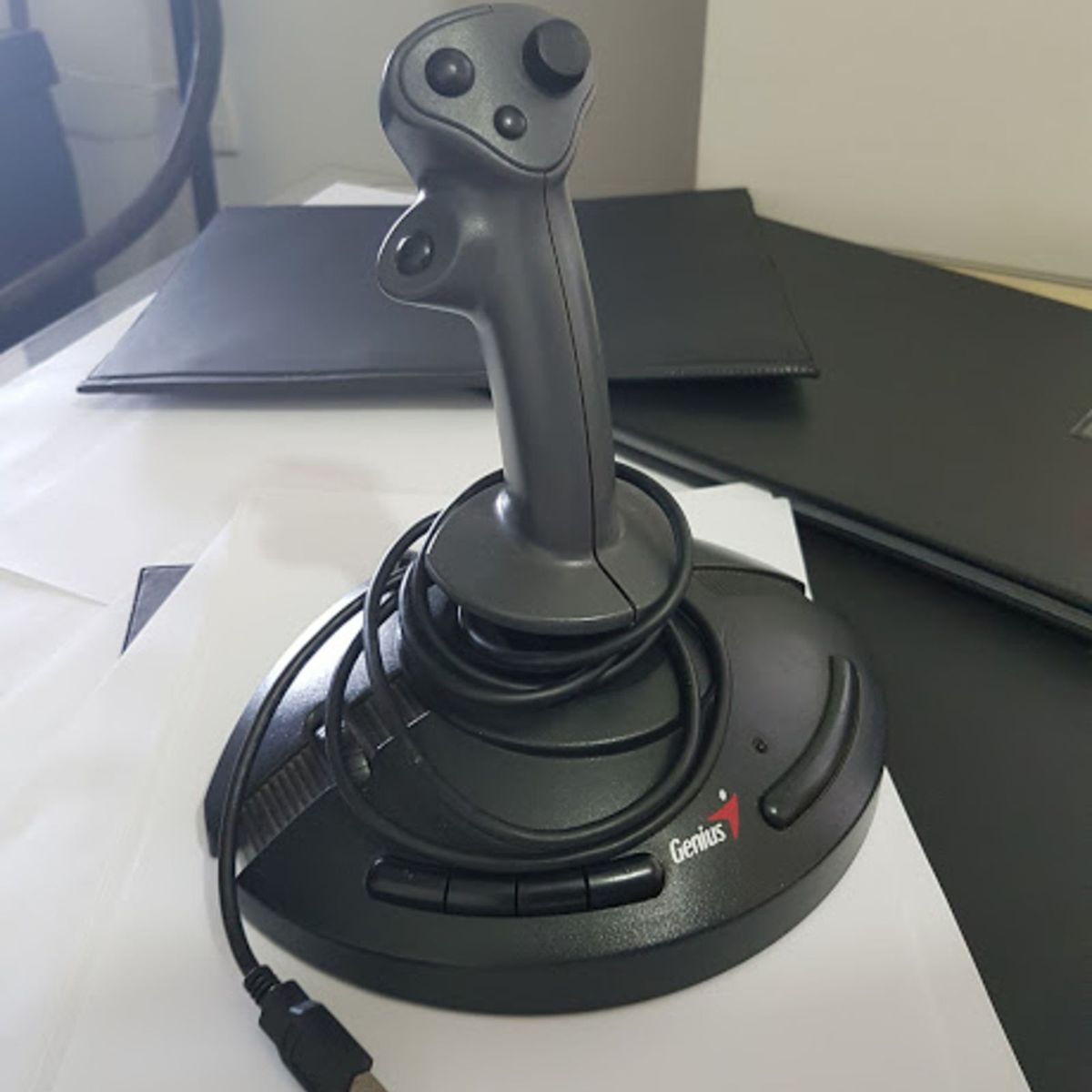 Controle Joystick Genius - Manche para Jogos Pc | Acessório p ...
