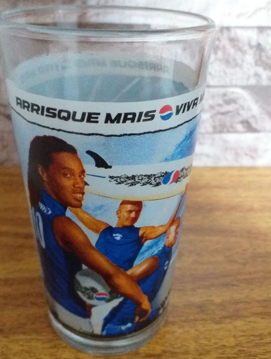 Copo Pepsi Trio Ronaldinho Gaúcho, David Beckham e Roberto Carlos ...